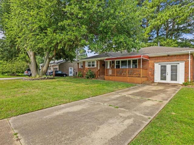 1217 Oleander AVE