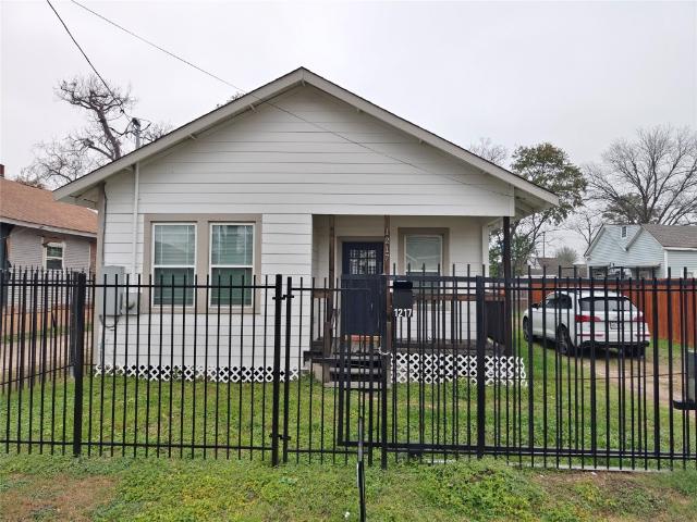 1217 Campbell St, Houston, TX 77009 | MLS #38377 | Compass