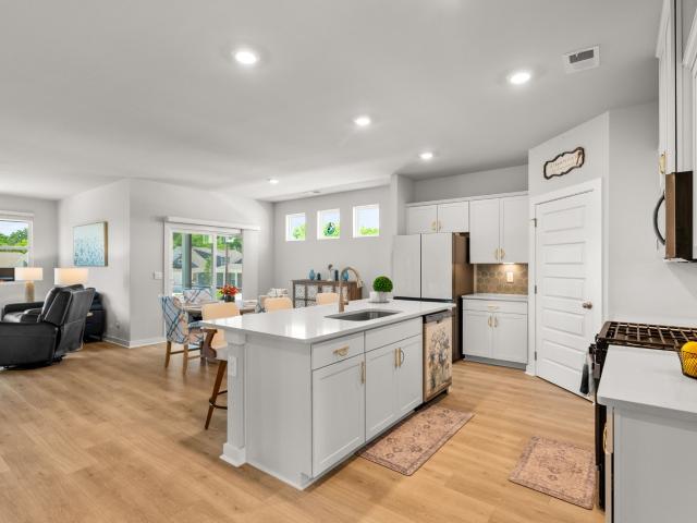 1217 Chapel Cove Pvt