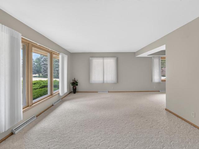 1217 Fariway Dr