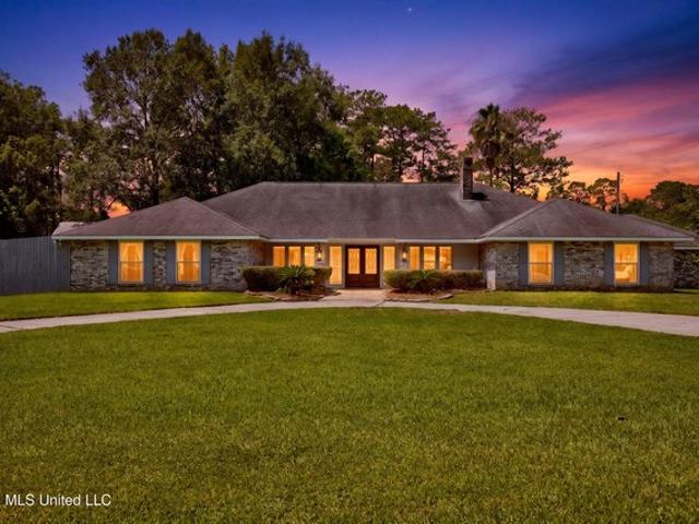 1217 Fifth Ave, Picayune, MS 39466