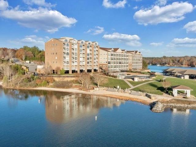 1217 Graves Harbor Trl Unit 112, Huddleston, VA 24104