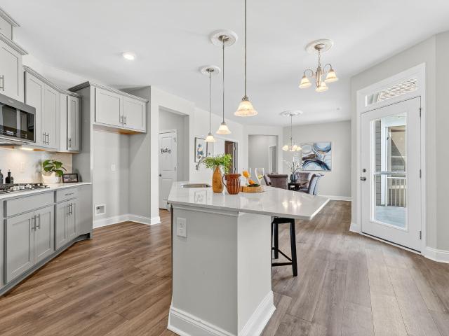 1217 Linkwood Way
