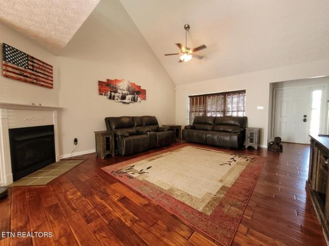 1217 Quiet Brook Lane