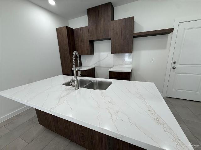 1217 Woodland Drive 3