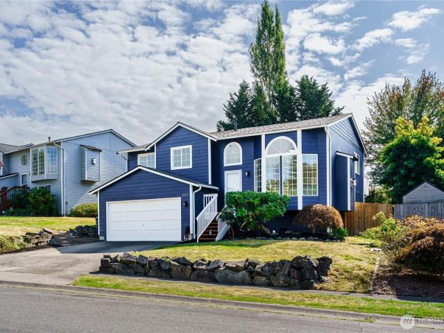 1217 85th Drive NE