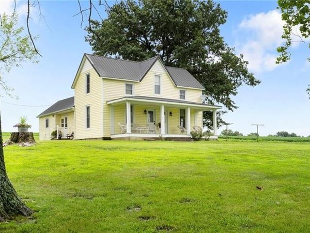 12189 th Rd, Sweet Springs, MO 65351