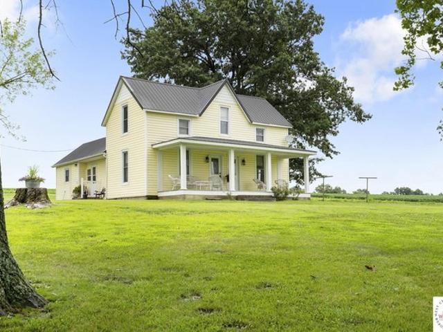 12189 th Rd, Sweet Springs, MO 65351