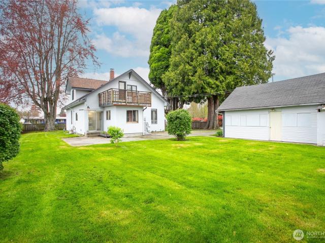 1218 Mitchell Ave