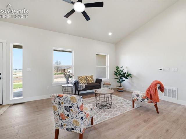 1218 N Challenger Place