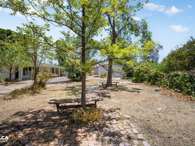 1218 Baldwin Rd, Bakersfield, CA 93304