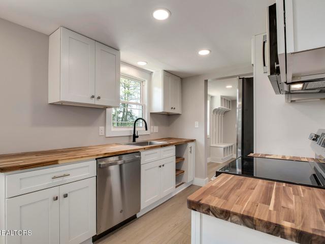 1218 Cassell Drive