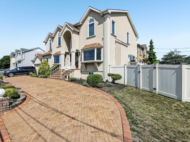 1218 Centre Street