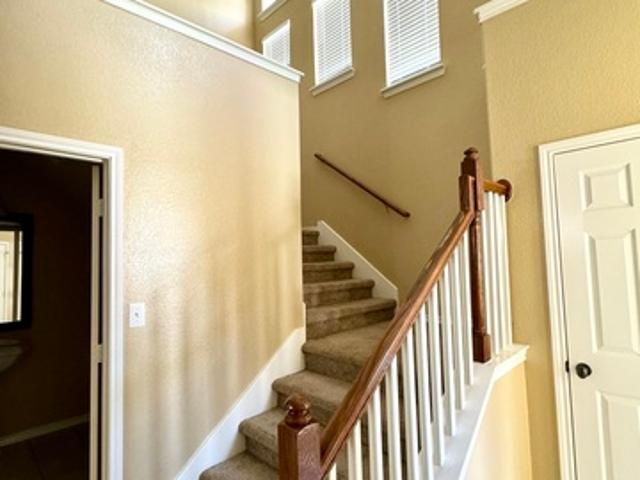 1218 Cresswell