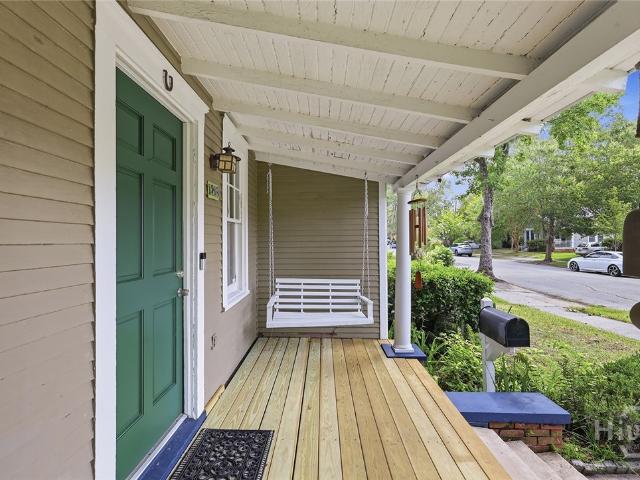1218 E 48th Street