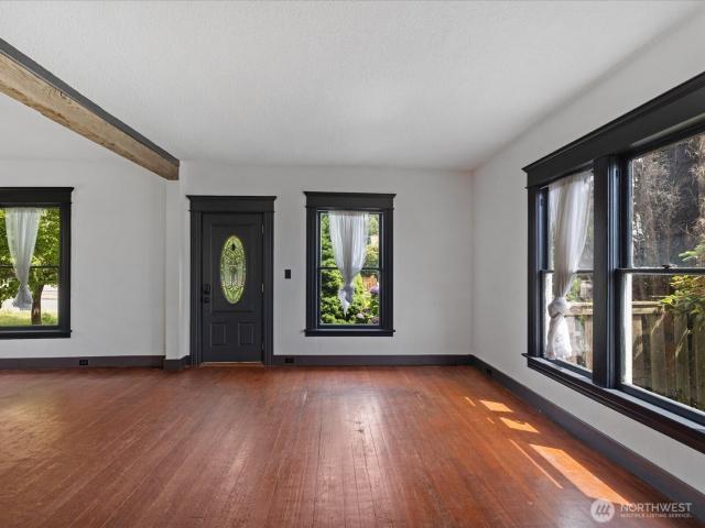 1218 E Marine View Drive