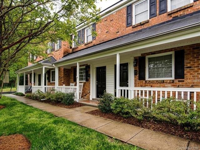 1218 Green Oaks Ln Apt J, Charlotte, NC 28205