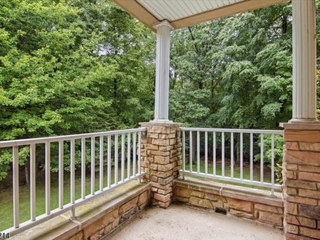 1218 Hamilton Dr # 218