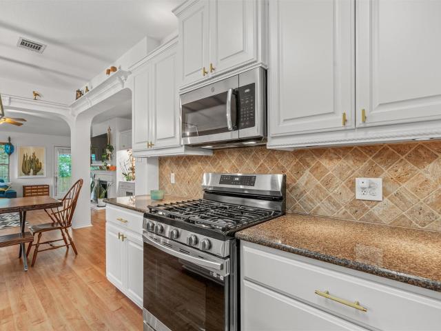 1218 Highland Dr