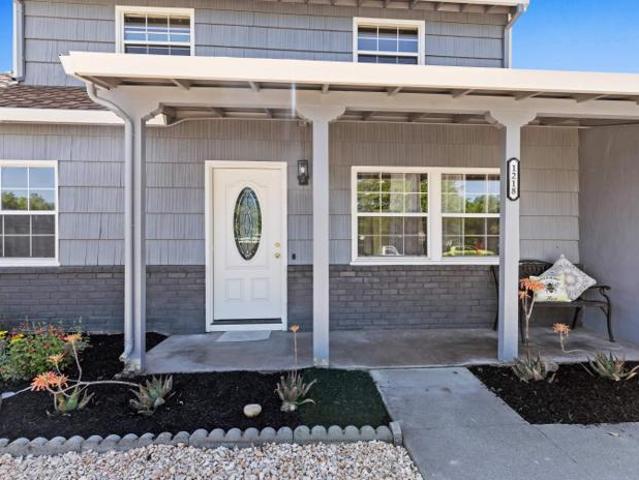 1218 Hillview Dr, Livermore, CA 94551