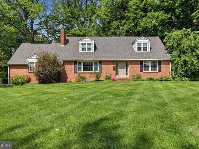 1218 Hillside Blvd, Wilmington, DE 19803