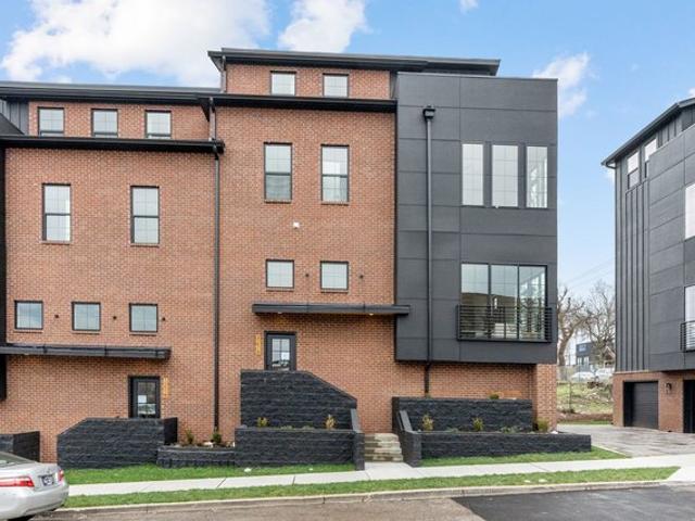 1218 Pillow St, Nashville, TN 37203