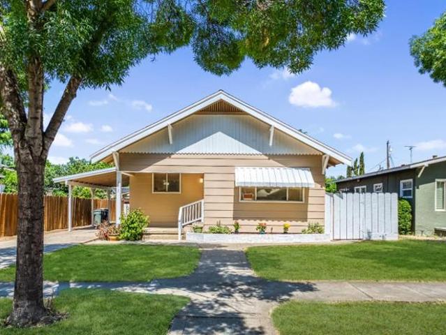 1218 R St, Newman, CA 95360