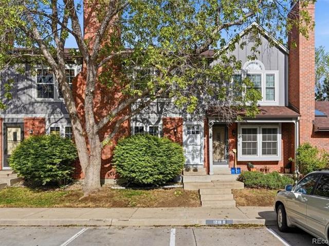 1218 S Flower Cir Apt D, Lakewood, CO 80232