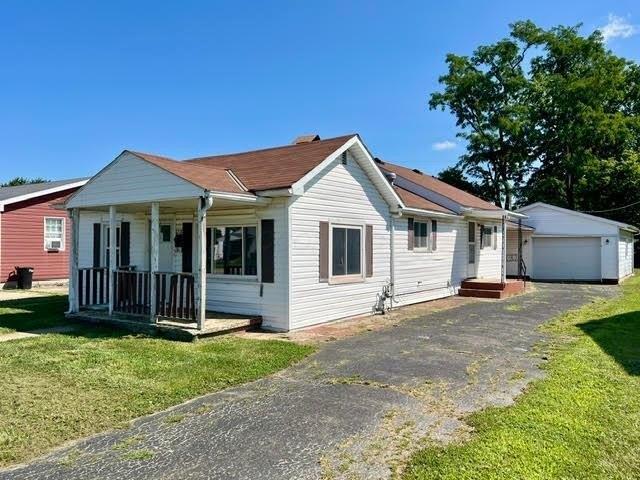 1218 S Main St, Washington Court House, OH 43160