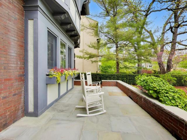 1218 Sheridan Road