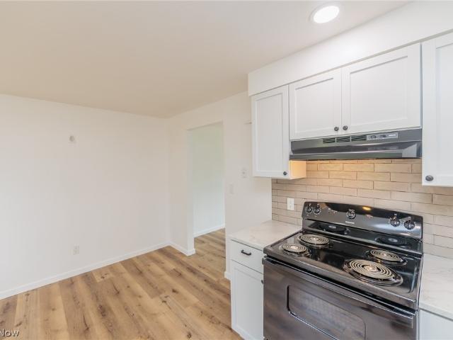 1218 W 44th Street