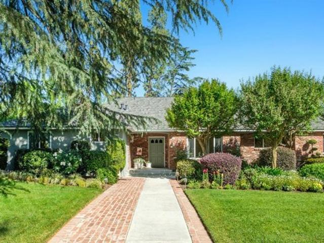 1218 W Tenaya Way, Fresno, CA 93711
