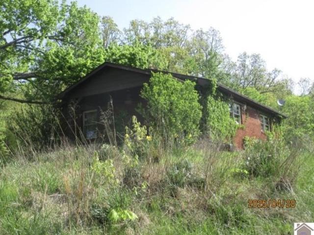 1218 Weston Rd, Marion, KY 42064