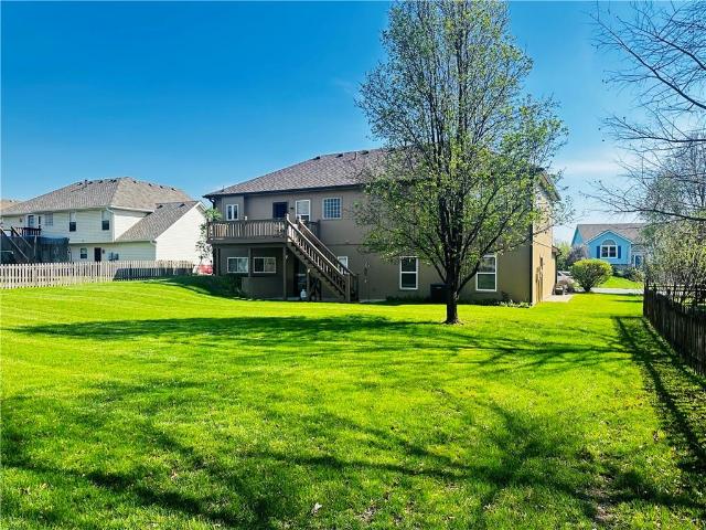 1218 Wildwood St, Leavenworth, KS 66048 | MLS #2610