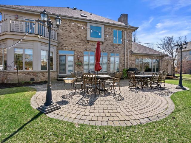 1218 5 Mile Rd
