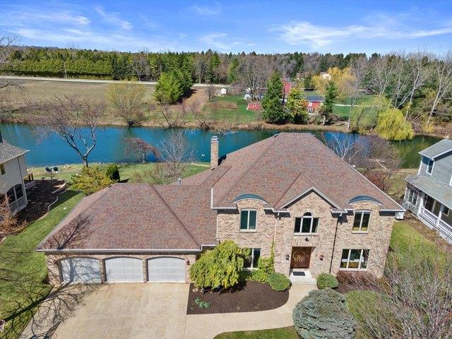 1218 5 Mile Rd, Caledonia, WI 53402