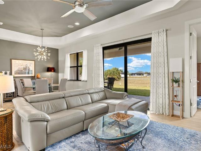 1219 NW 40th Pl, Cape Coral, FL 33993 | MLS #225024