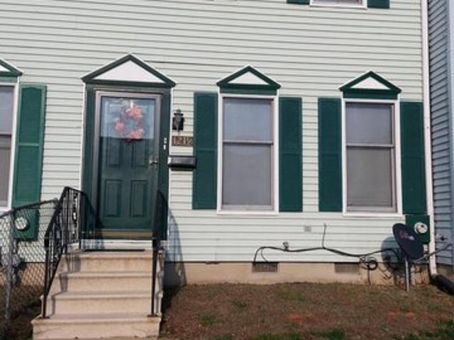 1219 Apple St, Wilmington, DE 19801