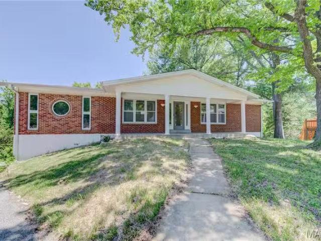 1219 Blairshire Dr, Ballwin, MO 63011 MLS #25041948