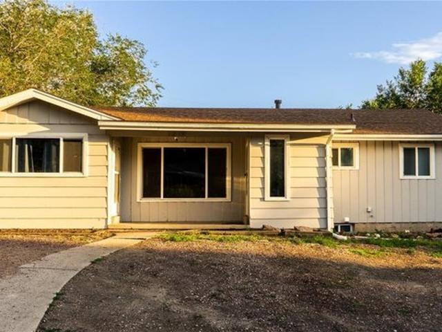 1219 Cumberland St, Colorado Springs, CO 80907