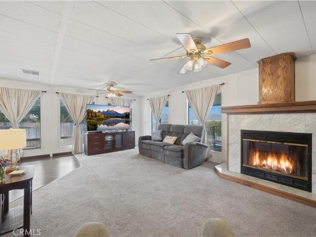 1219 E Barham, Space 45