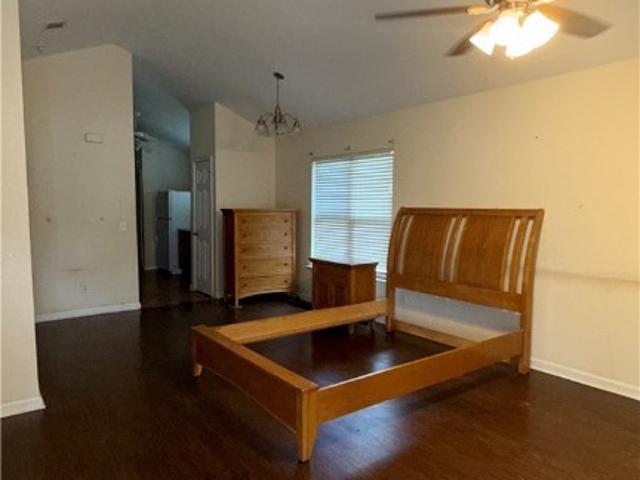 1219 E Waldburg St, Savannah, GA 31404 | MLS #SA343901