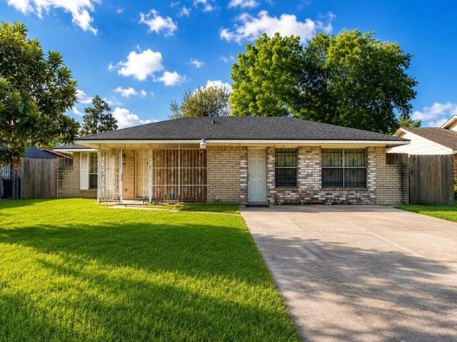 1219 Fallbrook Dr, Houston, TX 77038