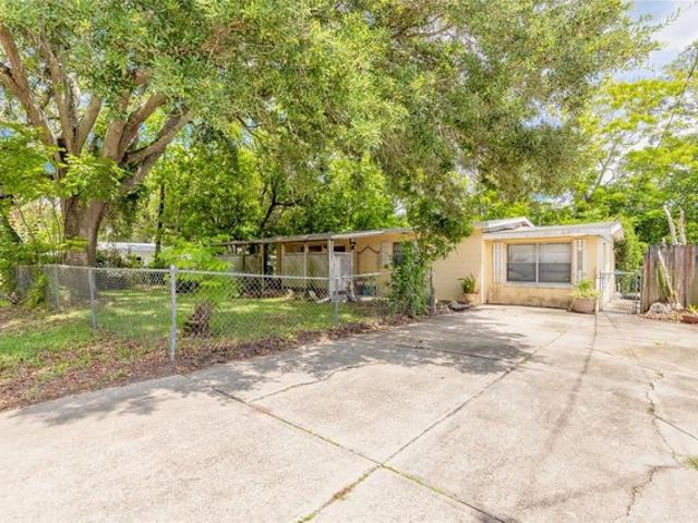 1219 Leon Ln, Daytona Beach, FL 32117