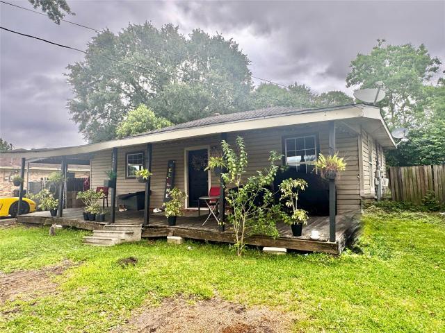 1219 S 13th St, Nederland, TX 77627 | MLS #96928