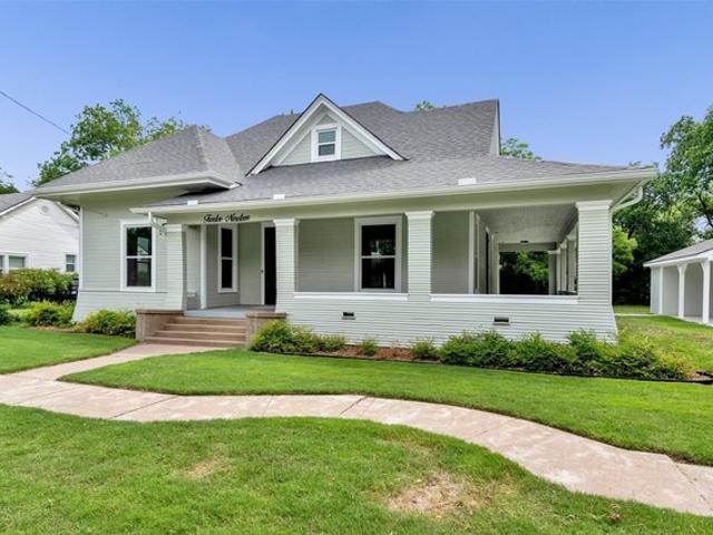 1219 S Travis St, Sherman, TX 75090