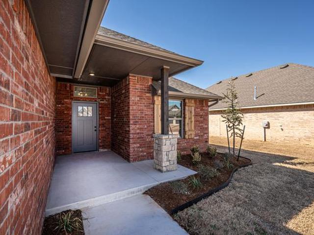 1219 Tawny Hills Road