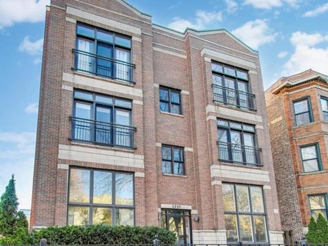 1219 W Foster Ave Apt 2W, Chicago, IL 60640
