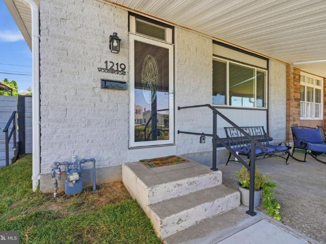 1219 Woodside Road #