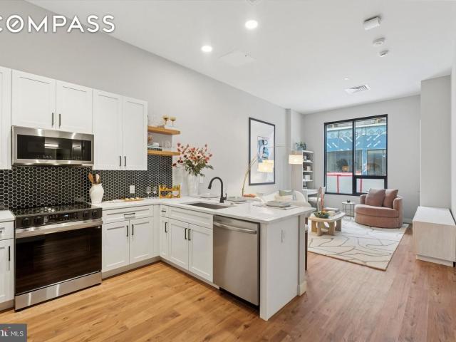 1219 1 Constitution Ave 2261, Philadelphia, PA